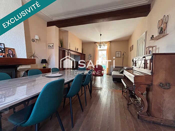 Tilques - Maison 8 pièces à vendre