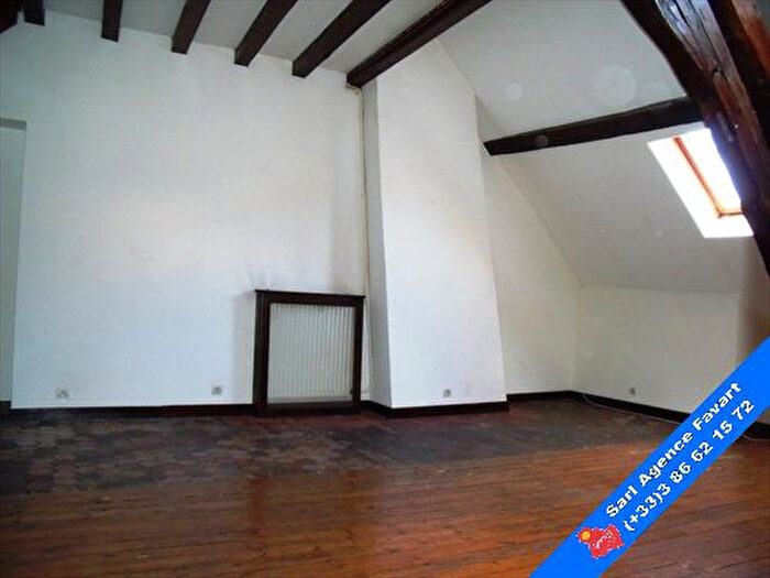 Appartement à louer - Joigny - 2 pièces - 1 chambre