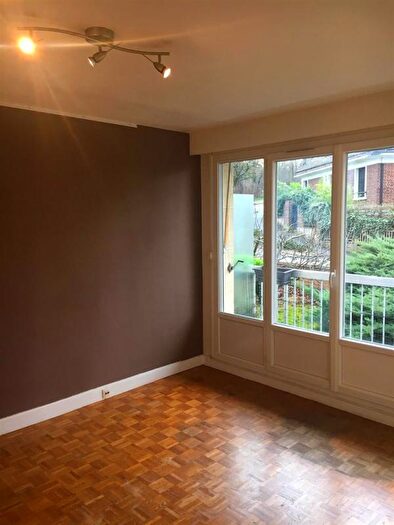 Appartement à louer - Bry-sur-Marne, Centre-ville, Gare - 1 pièce