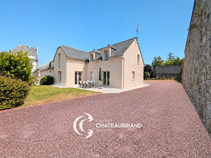 Maison 6 pièces à Dol-de-Bretagne, à vendre