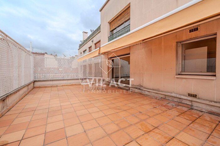 Appartement à louer - Ternes-Maillot, Paris ème arrondissement - 1 pièce