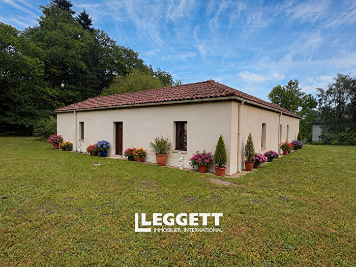 Saint-Estèphe : Maison 6 pièces à vendre
