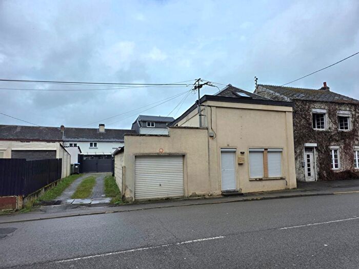 Maison à vendre - Fourmies, Bas Trieux - 6 pièces - 4 chambres