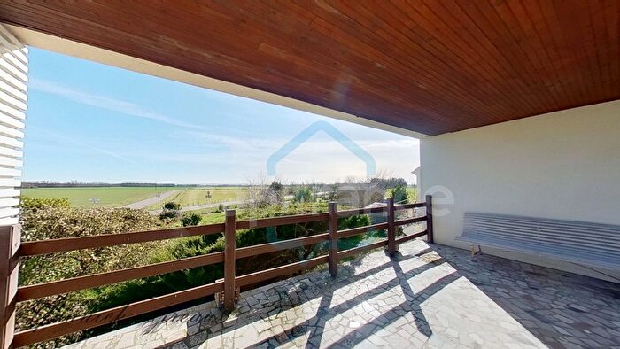 Maison à vendre - Asnans-Beauvoisin - 6 pièces - 3 chambres