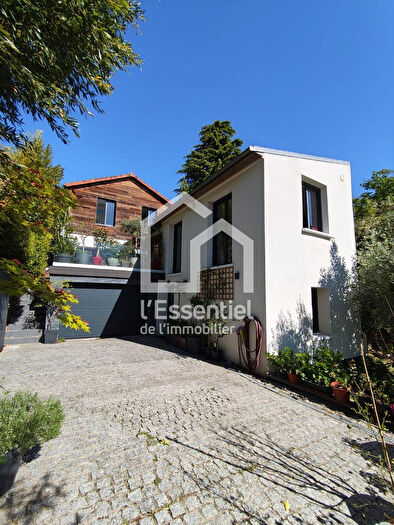 Maison 6 pièces à vendre - Le Mesnil-le-Roi