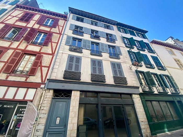 Appartement à louer - BayonneBayonaBaiona, Petit-Bayonne - 3 pièces - 2 chambres
