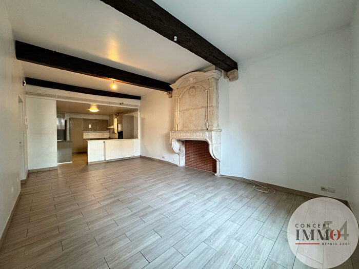 Appartement à louer - Toul, Saint-Mansuy, Briffoux - 4 pièces - 2 chambres