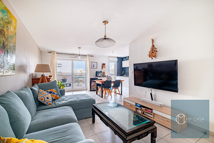 Appartement à vendre - Lyon e , La Duchère - 4 pièces - 3 chambres