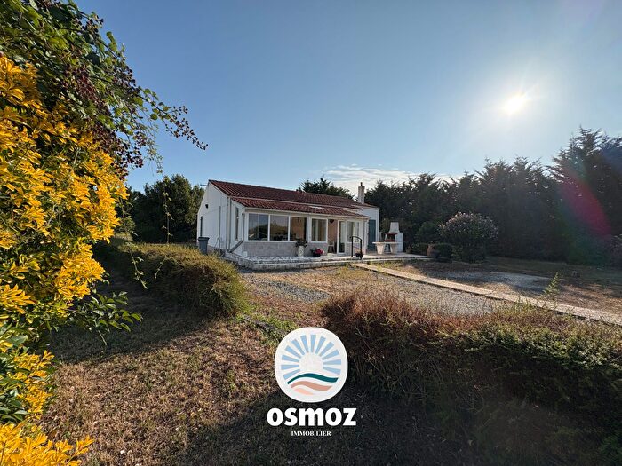 Maison 5 pièces à vendre à Ferrières