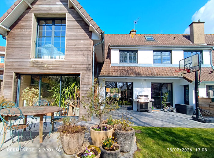 Montreuil : Maison 7 pièces à vendre