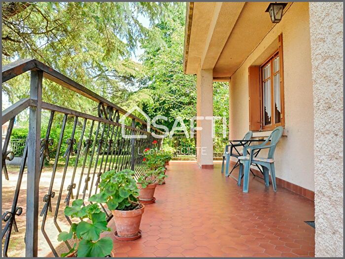 Maisons à vendre et appartements à louer - 1
