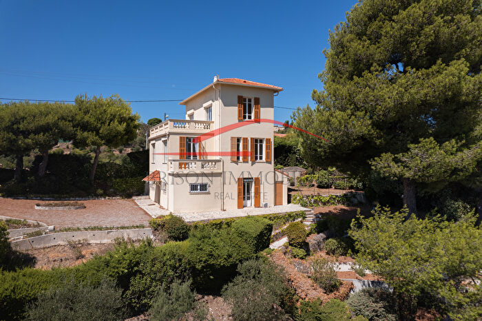 Maison à vendre - Saint-Laurent-du-Var, Jacquons, Plateaux Fleuris - 7 pièces - 5 chambres