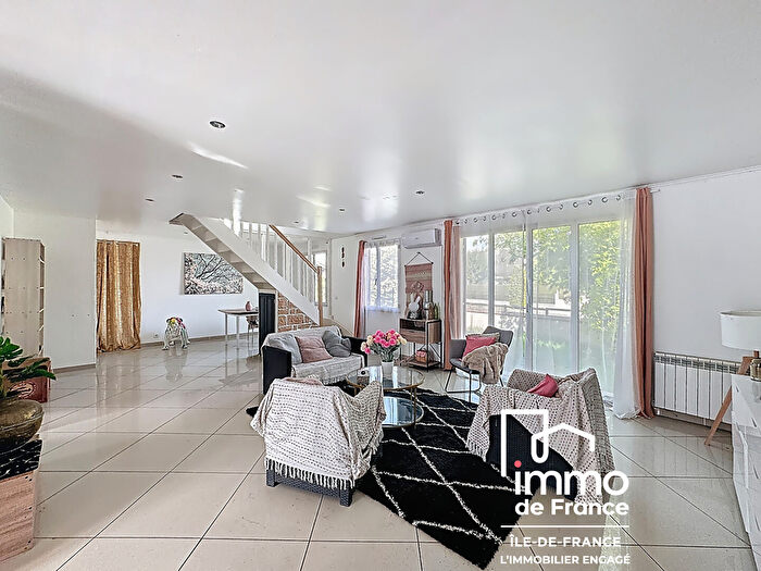Maison 5 pièces à Illiers-Combray, à vendre