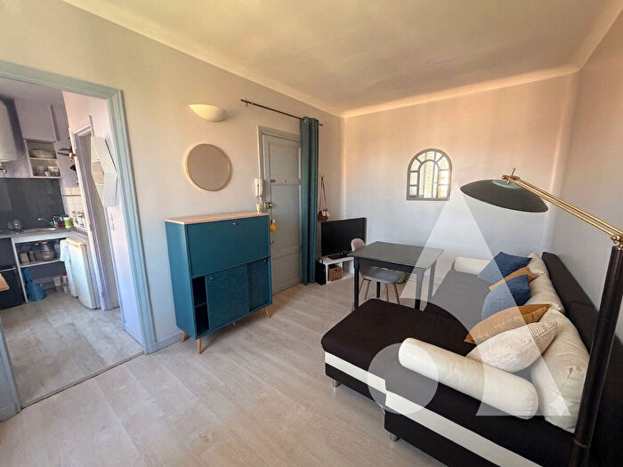 Troyes, Cathédrale : Appartement 2 pièces à louer