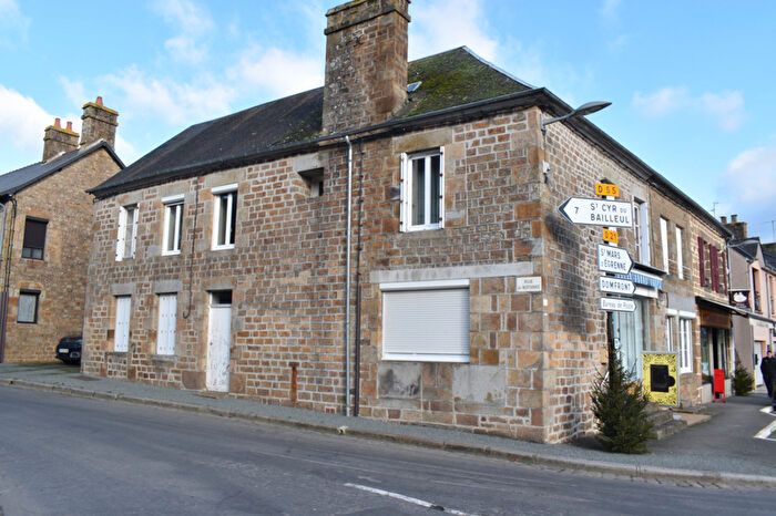 Maison à vendre - Passais - 7 pièces - 4 chambres