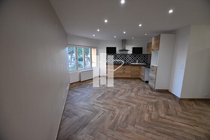 Fréjus, Centre-ville : Appartement 3 pièces à vendre