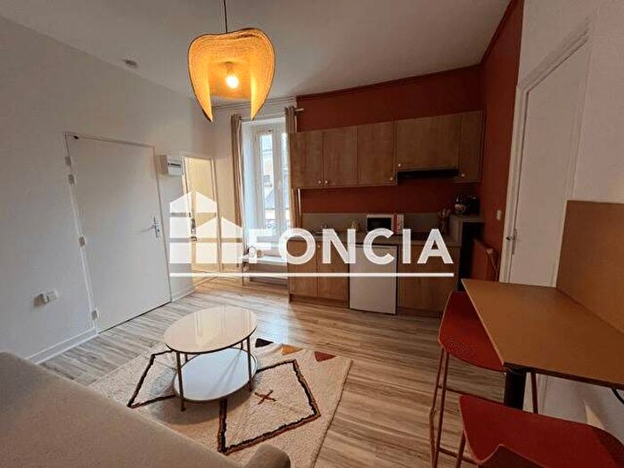 Appartement à louer - Saint Pavin-Saint Georges, Le Mans - 2 pièces - 1 chambre