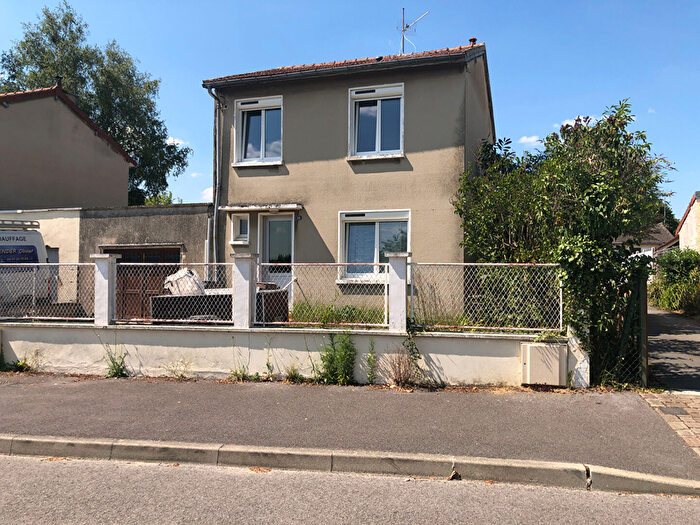 Anizy-le-Château : Maison 4 pièces à vendre