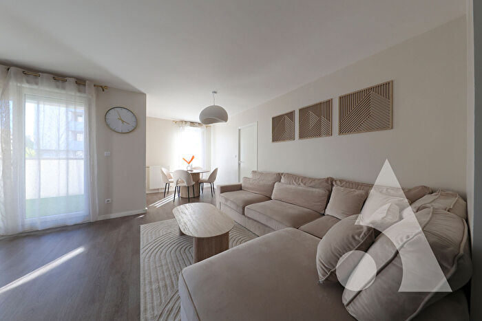 Appartement à vendre - Évry, Bois Sauvage - 4 pièces - 3 chambres