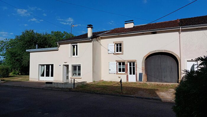 Maison 6 pièces à Martinvelle, à vendre