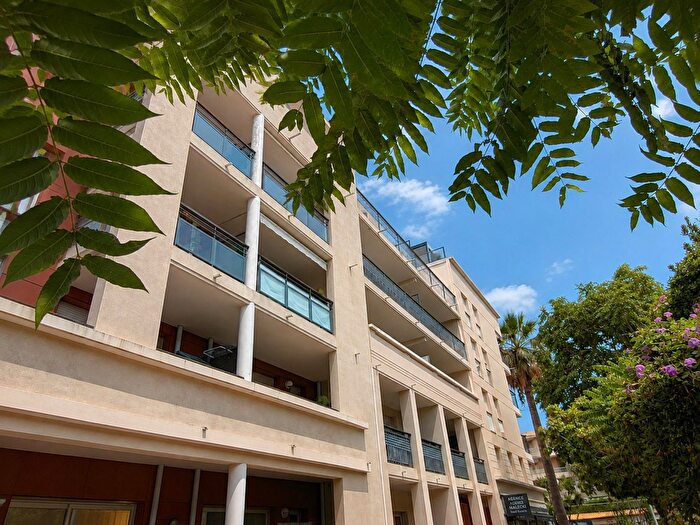 Appartement 2 pièces à vendre à Cavalaire-sur-Mer, Castillane, Vivards, Roseraie, Rigaud, Cros de Mouton