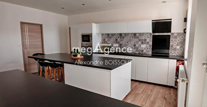 Maison à vendre - Saint-Pierre-lès-Elbeuf - 4 pièces - 3 chambres