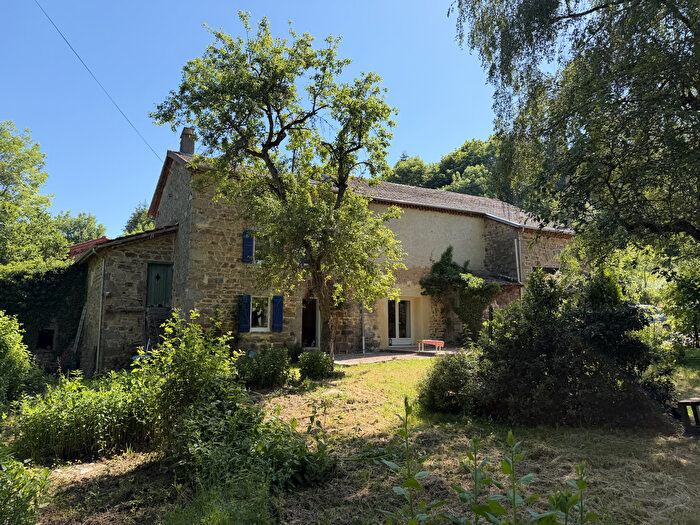 Maison 5 pièces à vendre à Auzelles