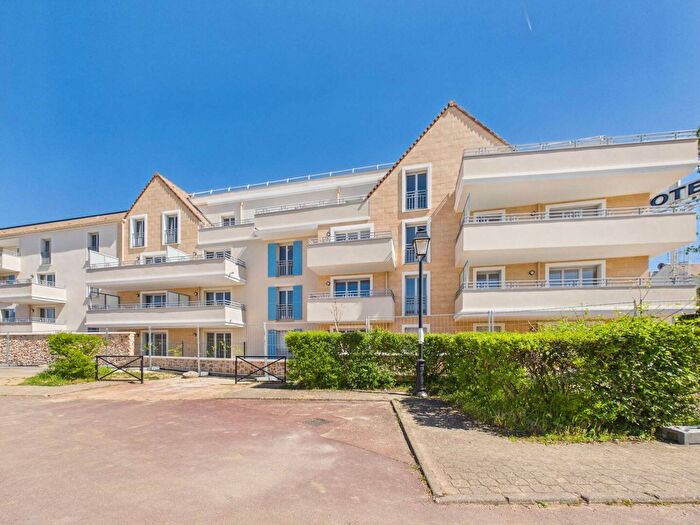 Appartement 4 pièces à louer à Nord, Chambourcy
