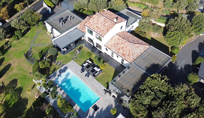 Maison 8 pièces à Gordes, à vendre