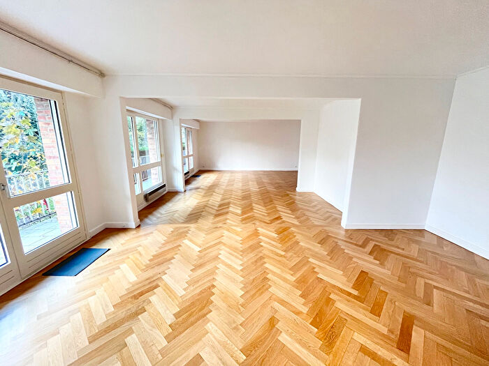 Appartement à louer - Marcq-en-Bar ul, Croisé Laroche, Rouges Barres - 6 pièces - 5 chambres