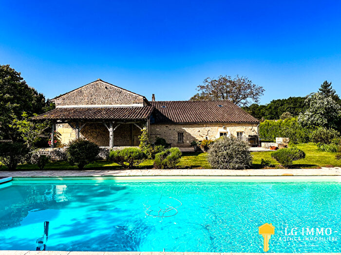 Maison à vendre - Saint-Germain-du-Seudre - 15 pièces - 9 chambres