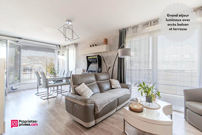 Appartement à vendre - Corbeil-Essonnes, Nacelle, Papeterie - 4 pièces - 3 chambres