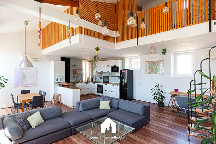 Appartement à vendre - Marseille e , Cours julien, Notre-Dame-des-Monts - 2 pièces - 1 chambre