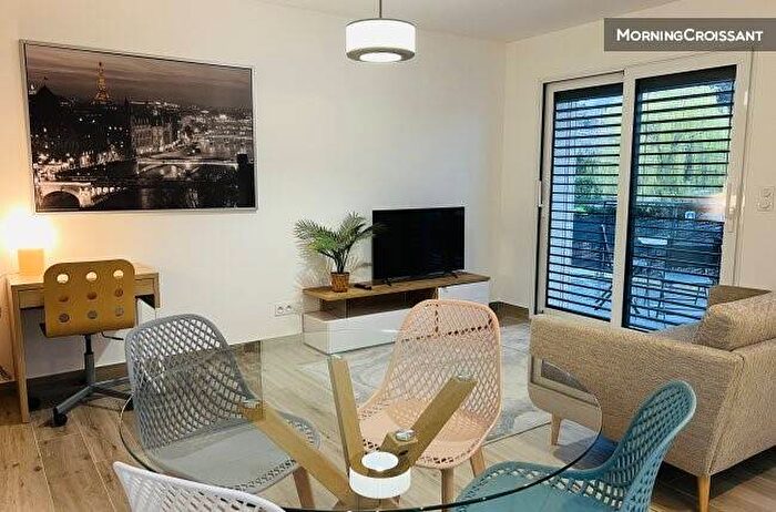 Appartement 2 pièces à Champlong, Saint-Genis-Laval, à louer