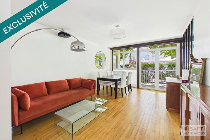 Appartement 3 pièces à Courbevoie, Bécon, à vendre