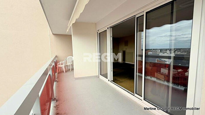 Orléans, Saint-Vincent, Pasteur : Appartement 4 pièces à vendre