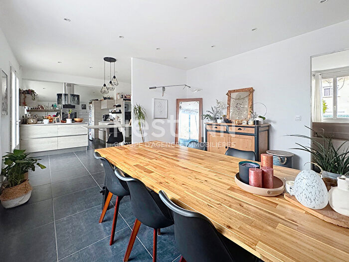 Maison à vendre - Morangis - 6 pièces - 4 chambres