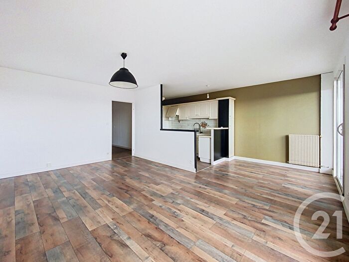 Appartement 4 pièces à Cholet, Lorraine, à louer