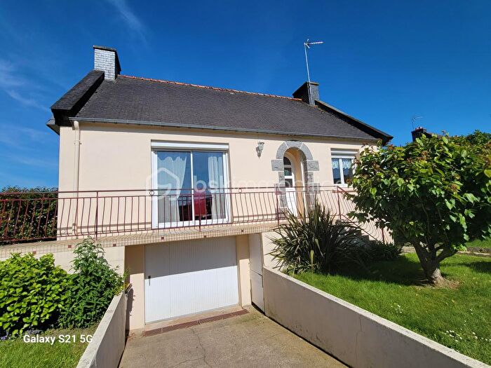 Maison à vendre - Loudéac - 6 pièces - 4 chambres