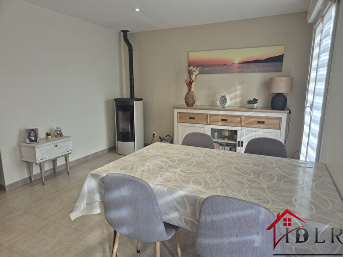 Maison à vendre - Bettancourt-la-Ferrée - 6 pièces - 4 chambres