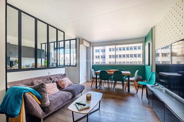 Appartement à vendre - Lyon e , Tête dOr, Vitton - 4 pièces - 3 chambres