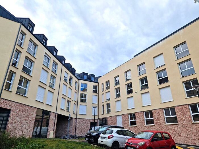 Appartement à louer - Clair Joie-La Clerette, Maromme - 1 pièce