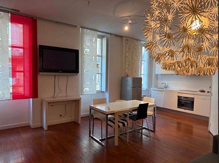Appartement à louer - Centre ville, Bordeaux - 3 pièces - 2 chambres