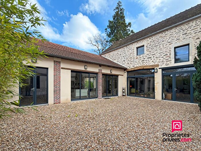 Maison à vendre - Avallon - 9 pièces - 4 chambres