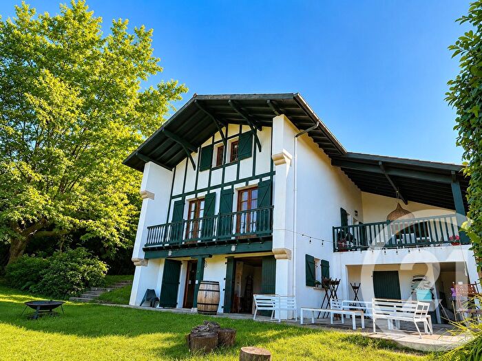 Arcangues : Maison 8 pièces à vendre