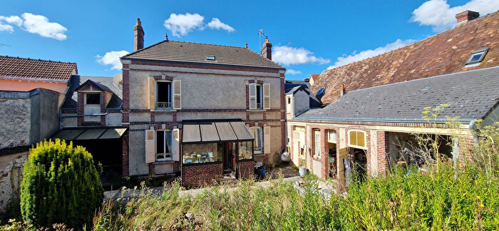 Maison à vendre - Gallardon - 5 pièces - 3 chambres