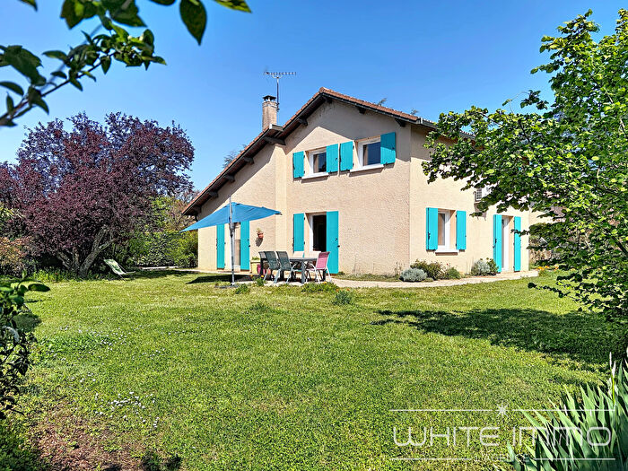 Francheville, Francheville Le Haut, Les Cailloux, Le Bochu : Maison 8 pièces à vendre