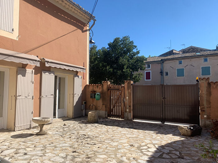 Maison à louer - Caderousse - 5 pièces - 4 chambres