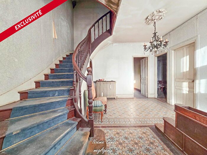 Maison à vendre - Cholet, Gambetta - 11 pièces - 5 chambres