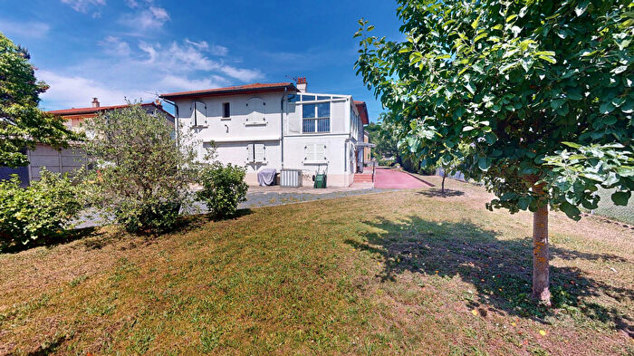 Brives-Charensac : Maison 9 pièces à vendre